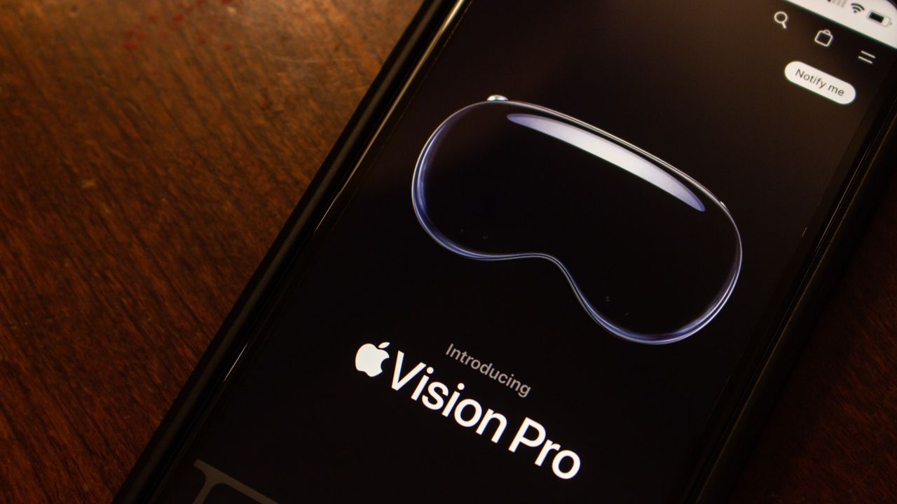 Apple’s Vision Pro: pioneering tech ‘sidesteps’ patent suits | World IP ...